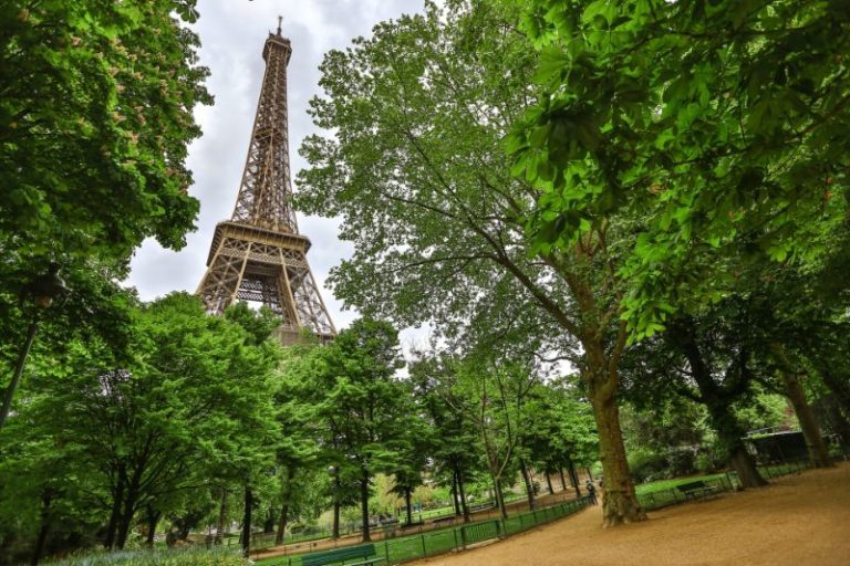 21 Best Parks in Paris to Visit