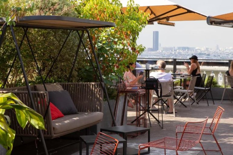10 Best Rooftop Bars in Paris, France