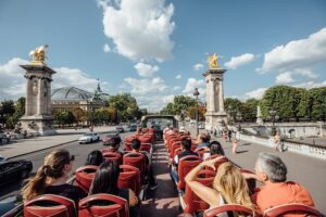 Rick Steves Paris Guide Review: Ultimate Travel Companion?