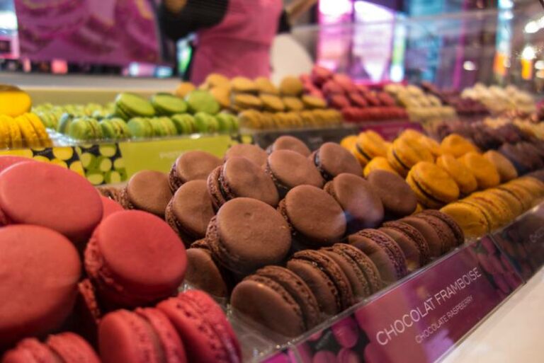 12 Best Macarons in Paris