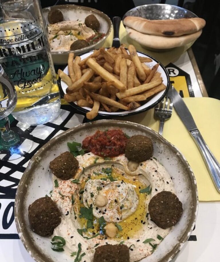 10 Best Places for Falafels in Paris
