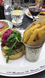 14 Best Burgers in Paris, France