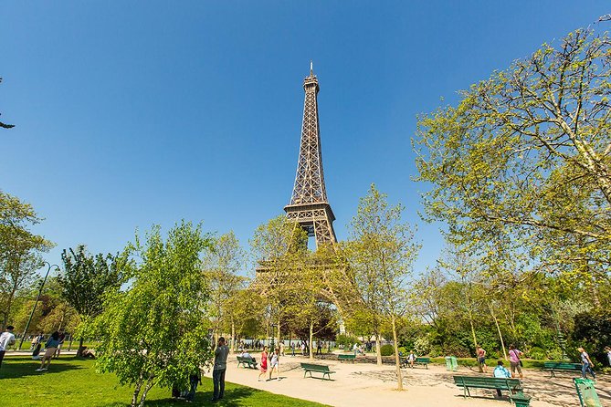 Eiffel Tower Skip the Line and Small Group Tour with Summit Access by elevator Reviews (October ...