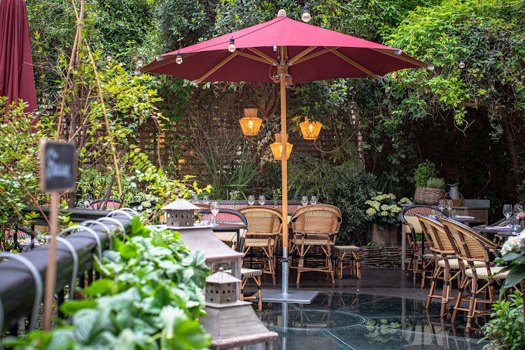 Le Roch Hotel & Spa Reviews - Price, Location & Details (2025)