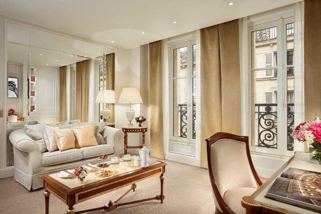 Splendide Royal Paris Reviews - Price, Location & Details (2024)