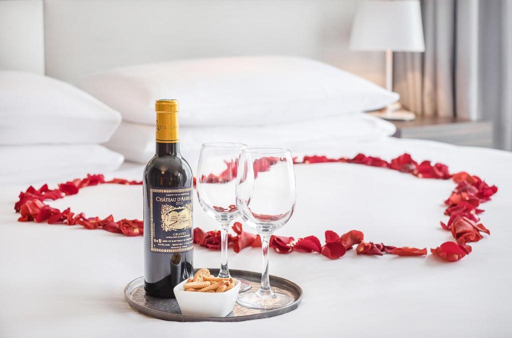 Radisson Blu Hotel, Paris Boulogne — Paris Hotel Review | Paris Top Ten