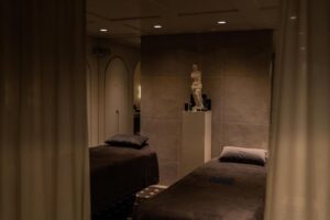 Sinner Paris Reviews - Price, Location & Details (2025)