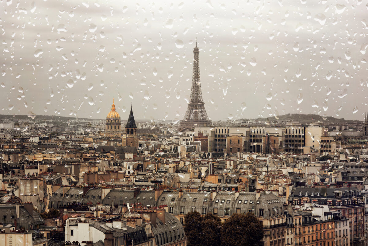 What is the Weather Like in Paris? Climate & Temperature Guide