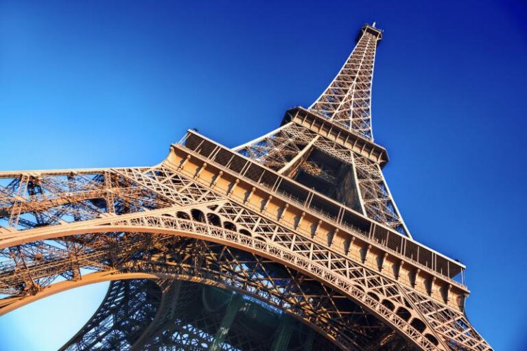 What Color is the Eiffel Tower? Unveiling Paris' Iconic Landmark
