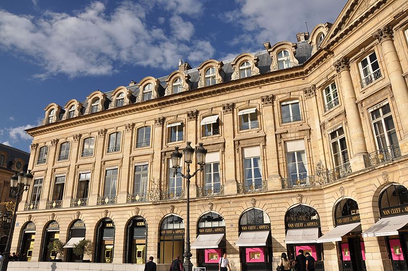 11 Famous Hotels in Paris for Luxury and History