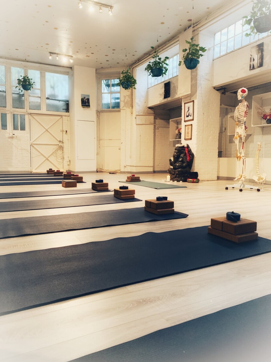 10 Best Yoga Studios in Paris: Top Spots for Peace and Flexibility