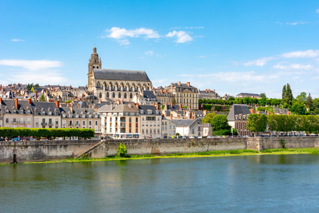 16 Best Towns and Cities Near Paris to Visit