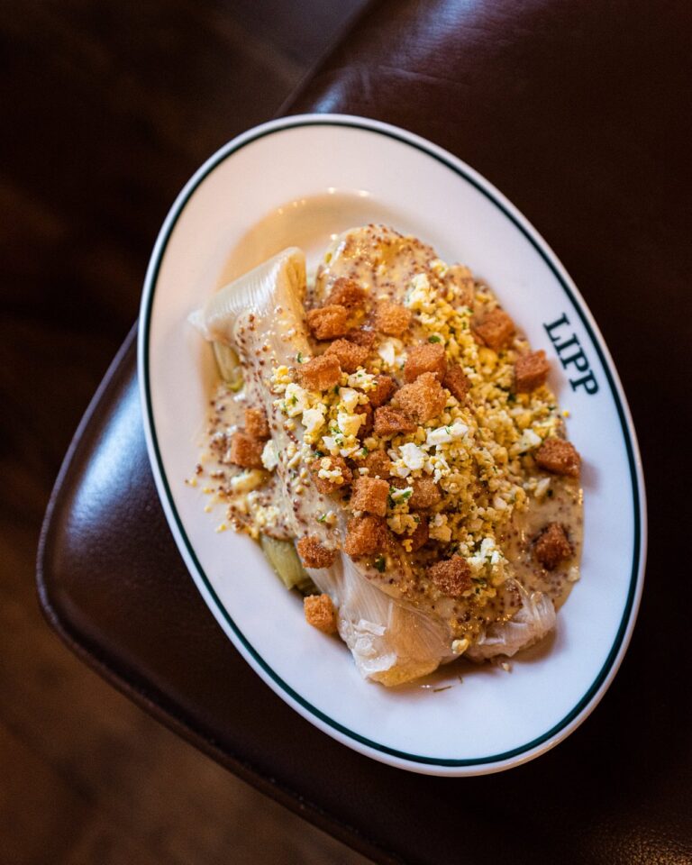 Brasserie Lipp Review: A Parisian Culinary Experience