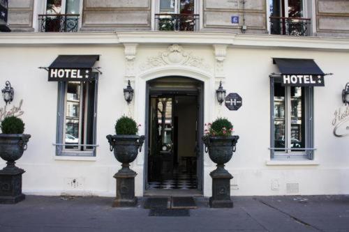 Camelia Hôtel Reviews - Price, Location & Details (2025)