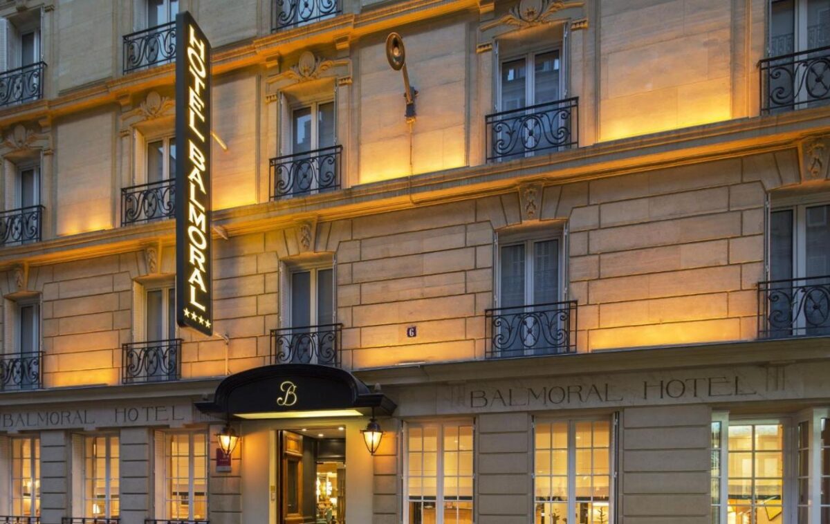 Hotel Balmoral — Hotel in 17, Paris | Paris Top Ten