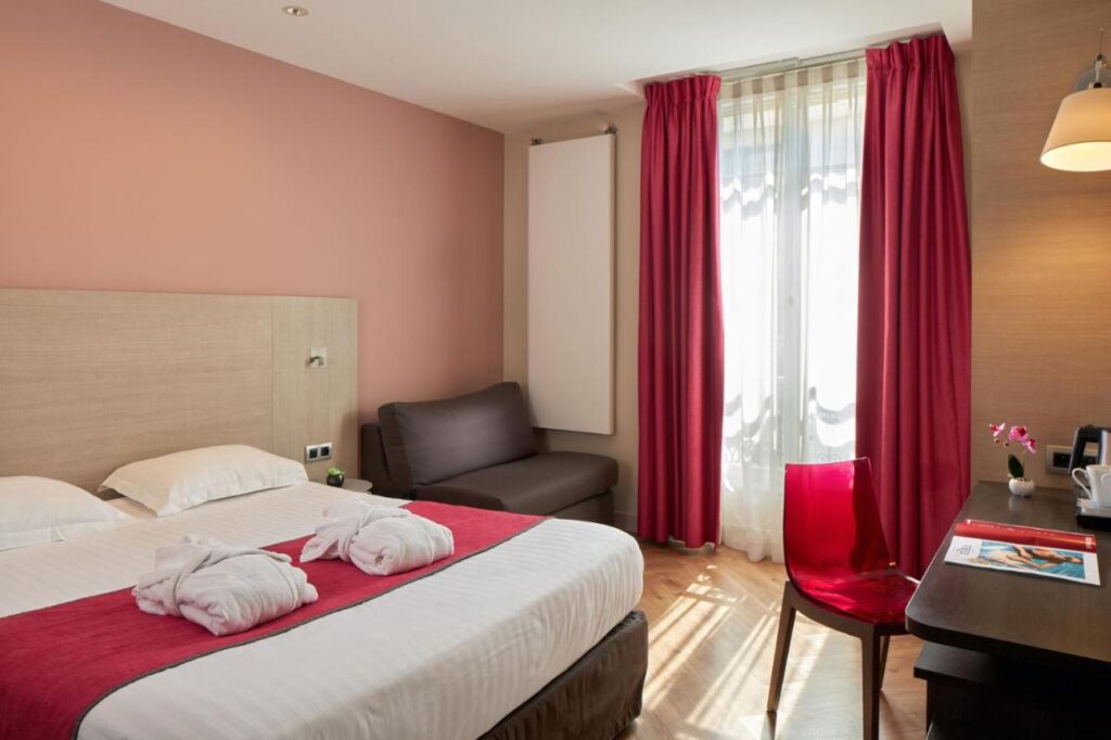 Sévigné Hotel - Paris Tour Eiffel — Paris Hotel Review | Paris Top Ten