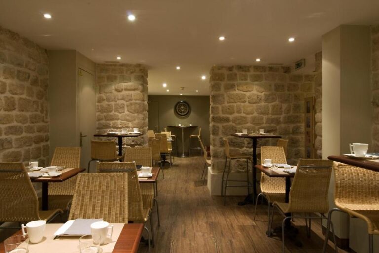 Hotel Exposition Tour Eiffel Reviews - Price, Location & Details (2024)