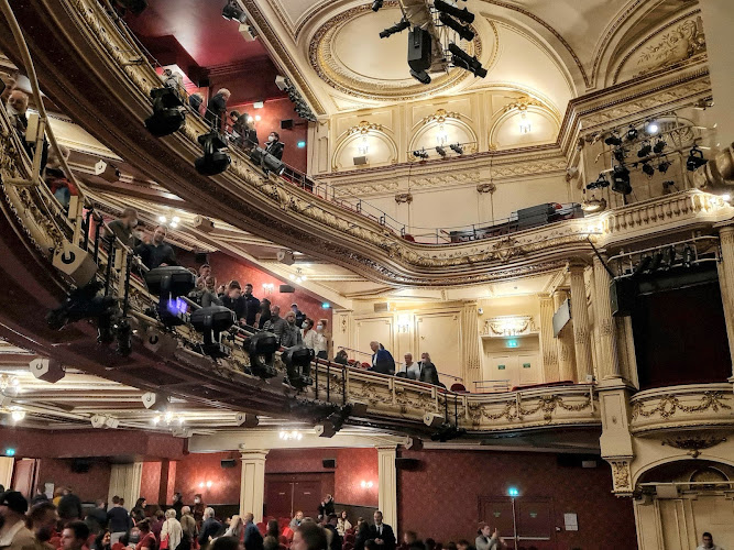 Théâtre Mogador — Landmark in 9e, Paris | Paris Top Ten