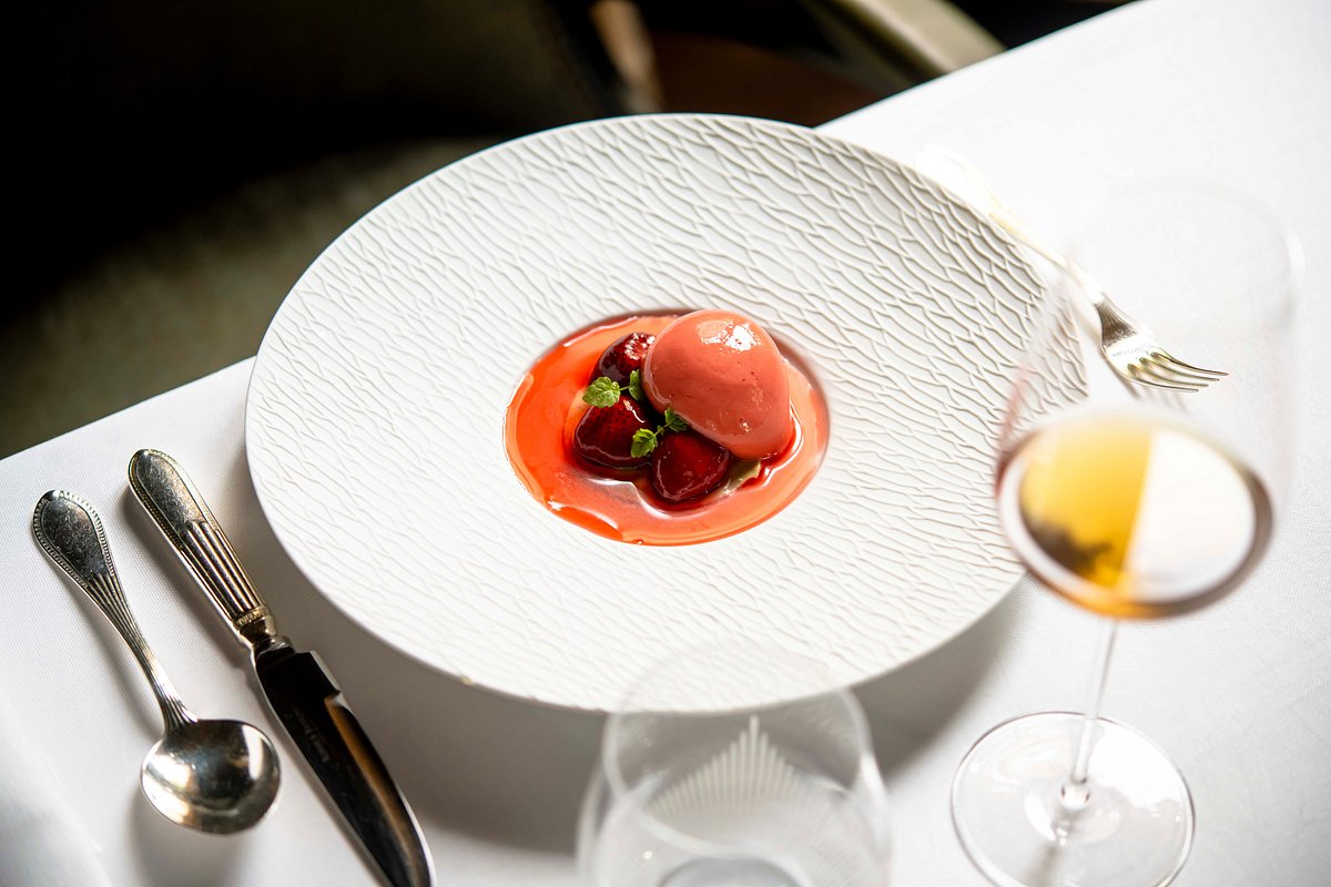 Le Gabriel Review: A Taste of French Elege