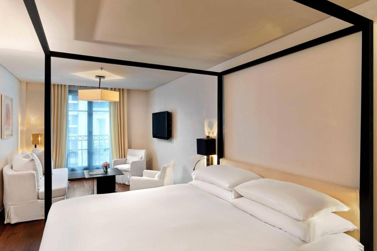 Le Metropolitan, Paris Tour Eiffel, a Tribute Portfolio Hotel Reviews ...