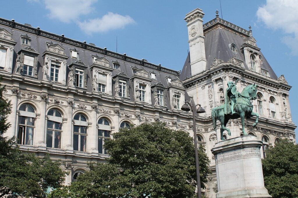 Statue Etienne Marcel Reviews (March 2025)