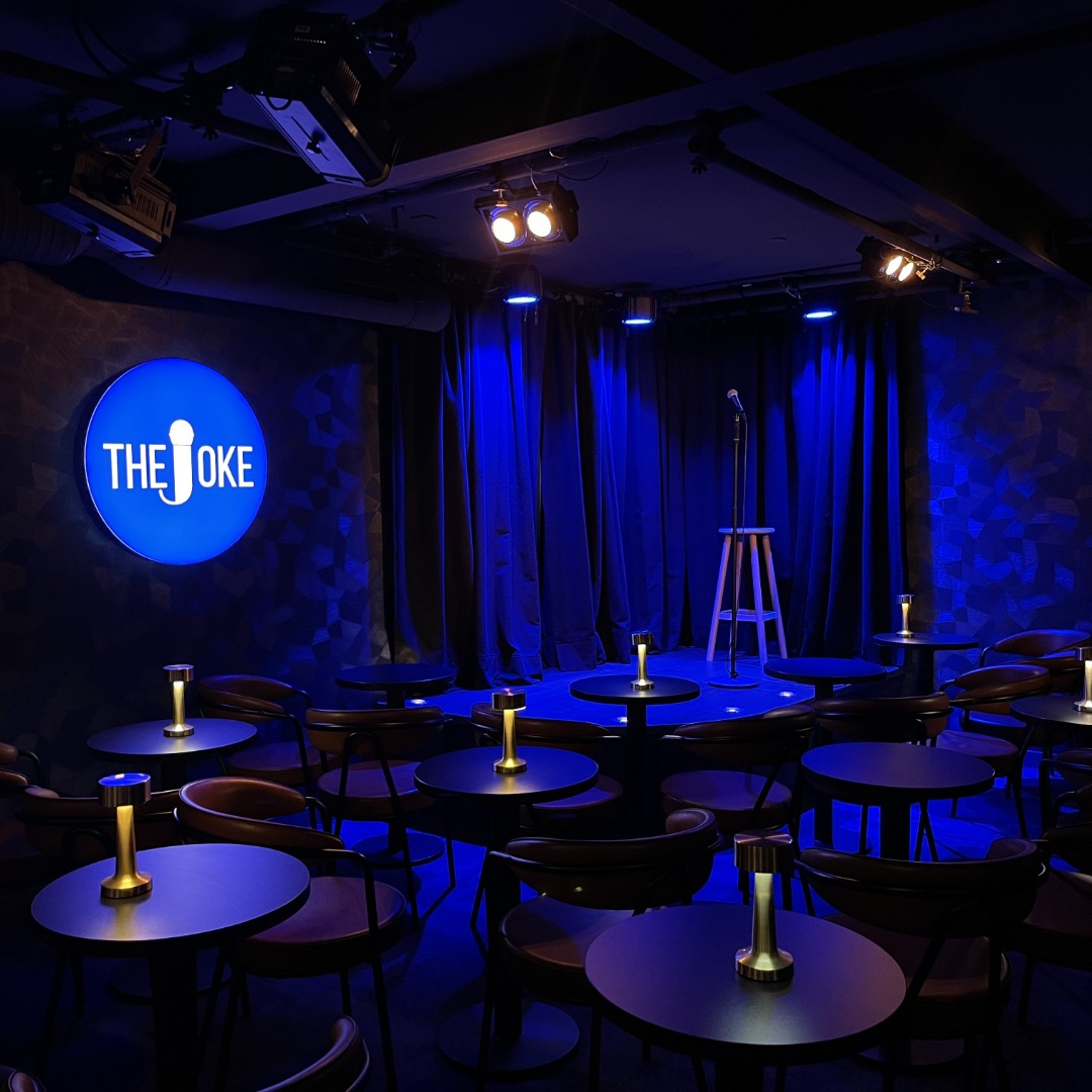 Top 10 Comedy Clubs in Paris: Spots for a Night of Laughter